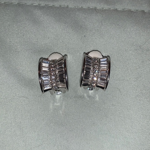Nolan Miller | Jewelry | Copy Nolan Miller Rhinestone Clip Earrings ...